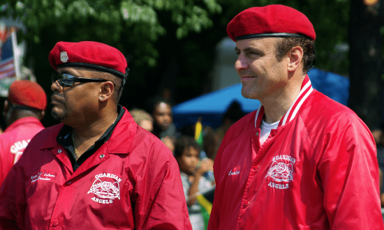 Volunteer group Guardian Angels patrols Brooklyn after antisemitic ...